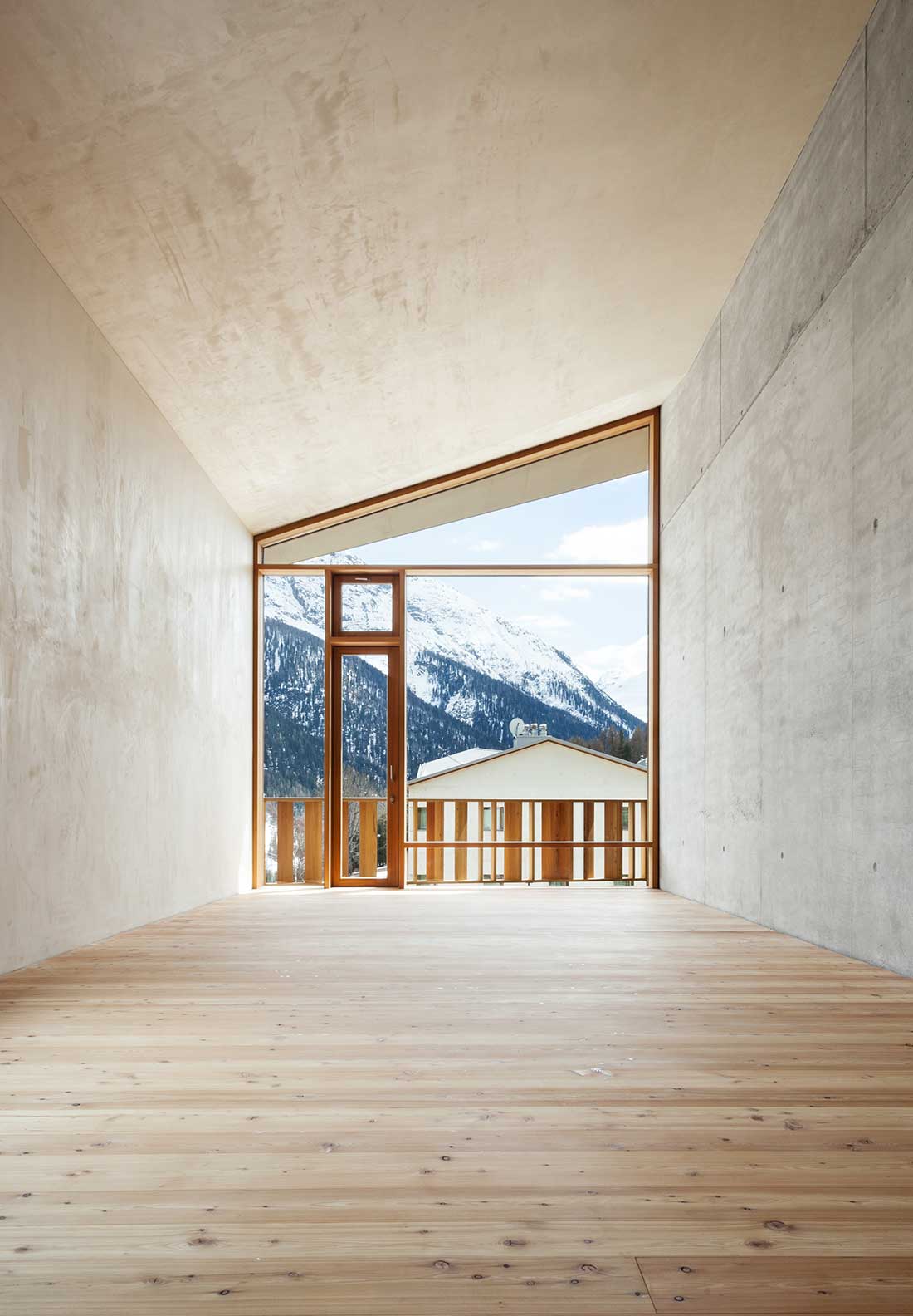 Public Library - vitraz 2000